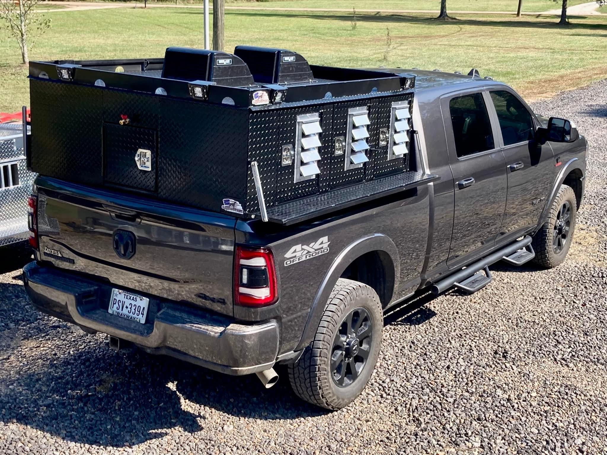 Truck Toppers - Wall 2 Wall Manufacturing