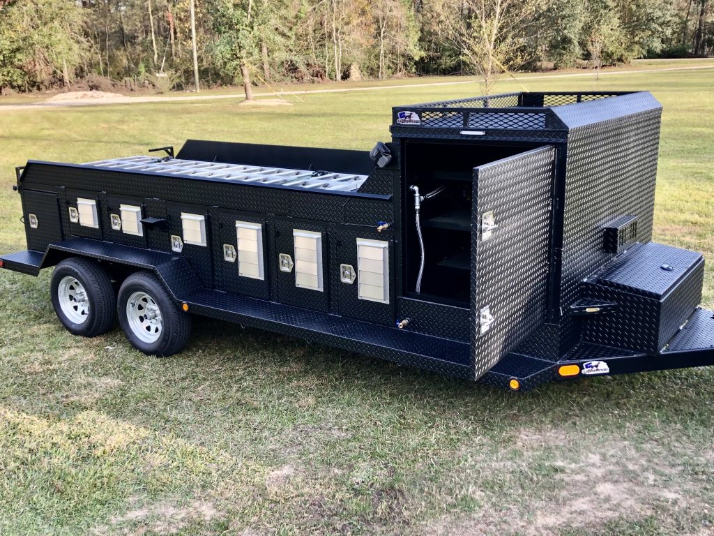 Dog Trailers - Wall 2 Wall Manufacturing